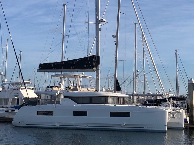 Sold Catamaran SOMEBODY ELSE 2022 Lagoon 46