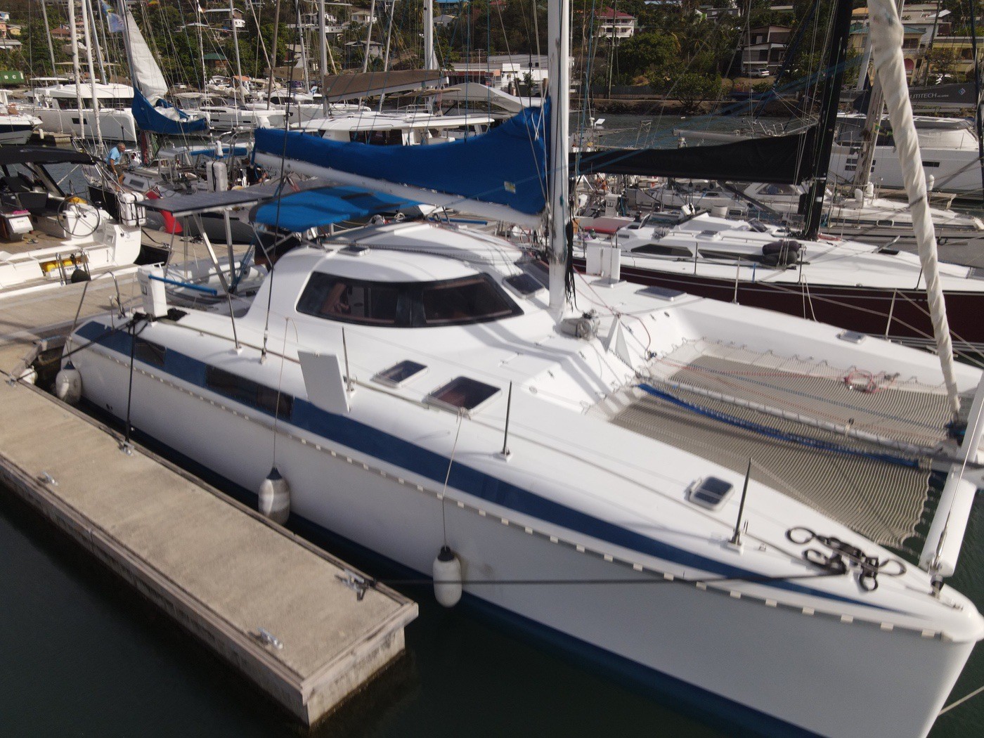 Sold Catamaran 392715 CASSANDRA Vessel Summary 1989 Catana 39