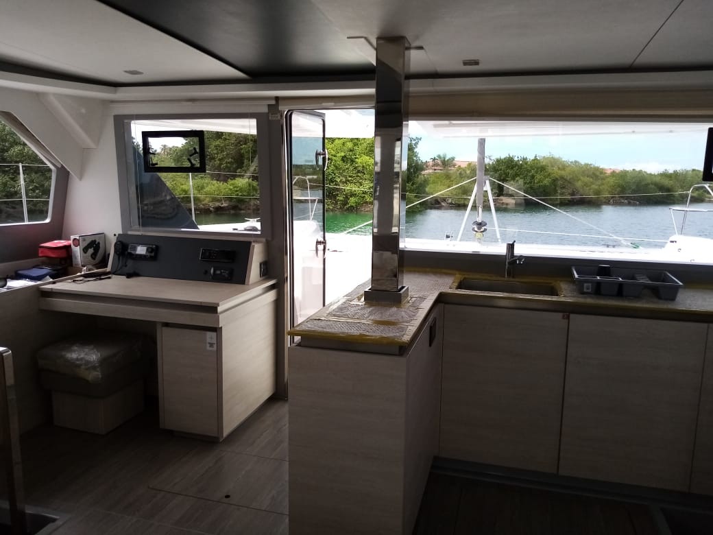 Sold Catamaran 2020 ROBERTSON & CAINE Leopard 50 (50ft)
