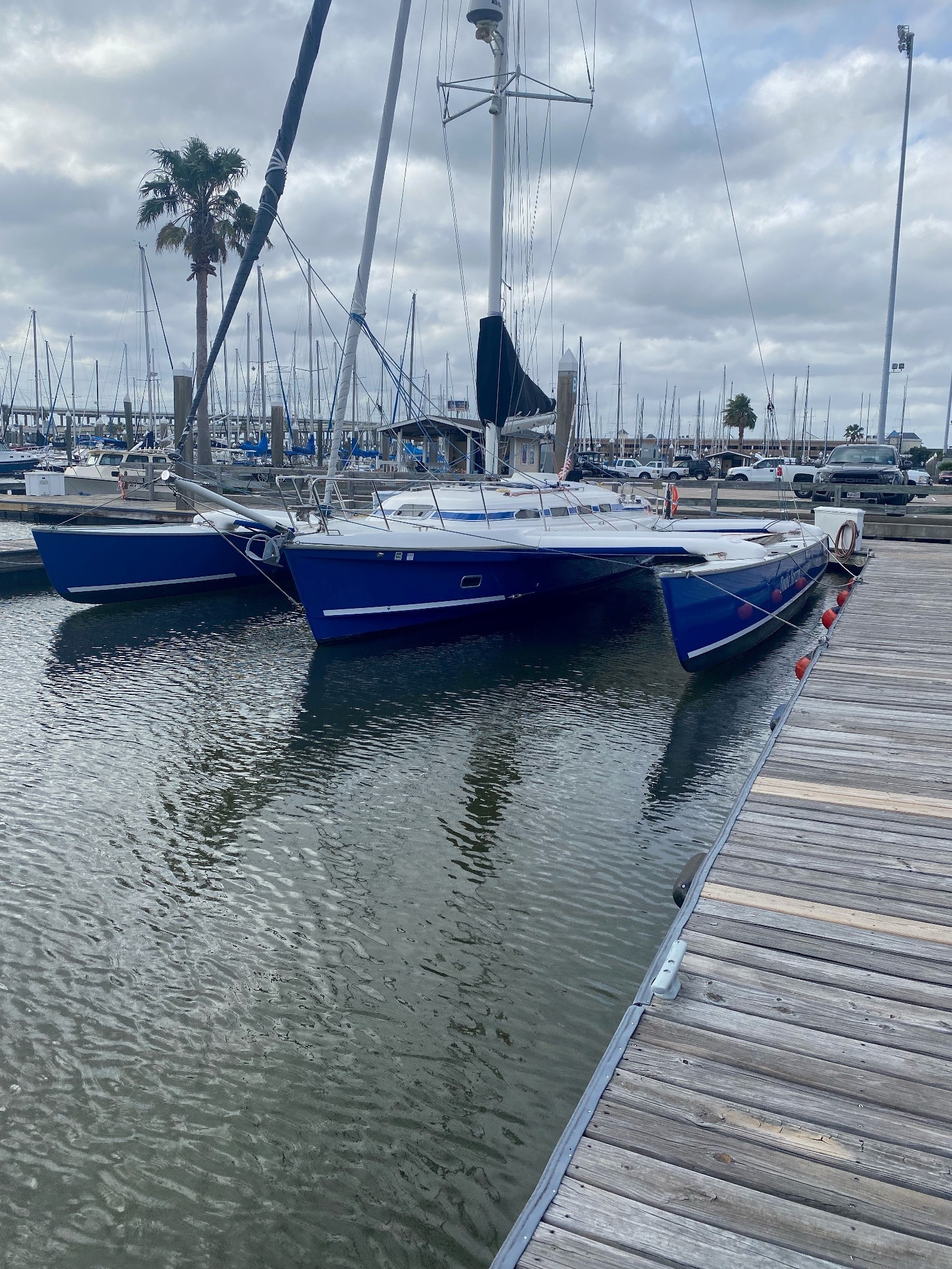 Sold Catamaran-2001 DRAGONFLY Quorning Dragonfly 1200-Vessel Summary