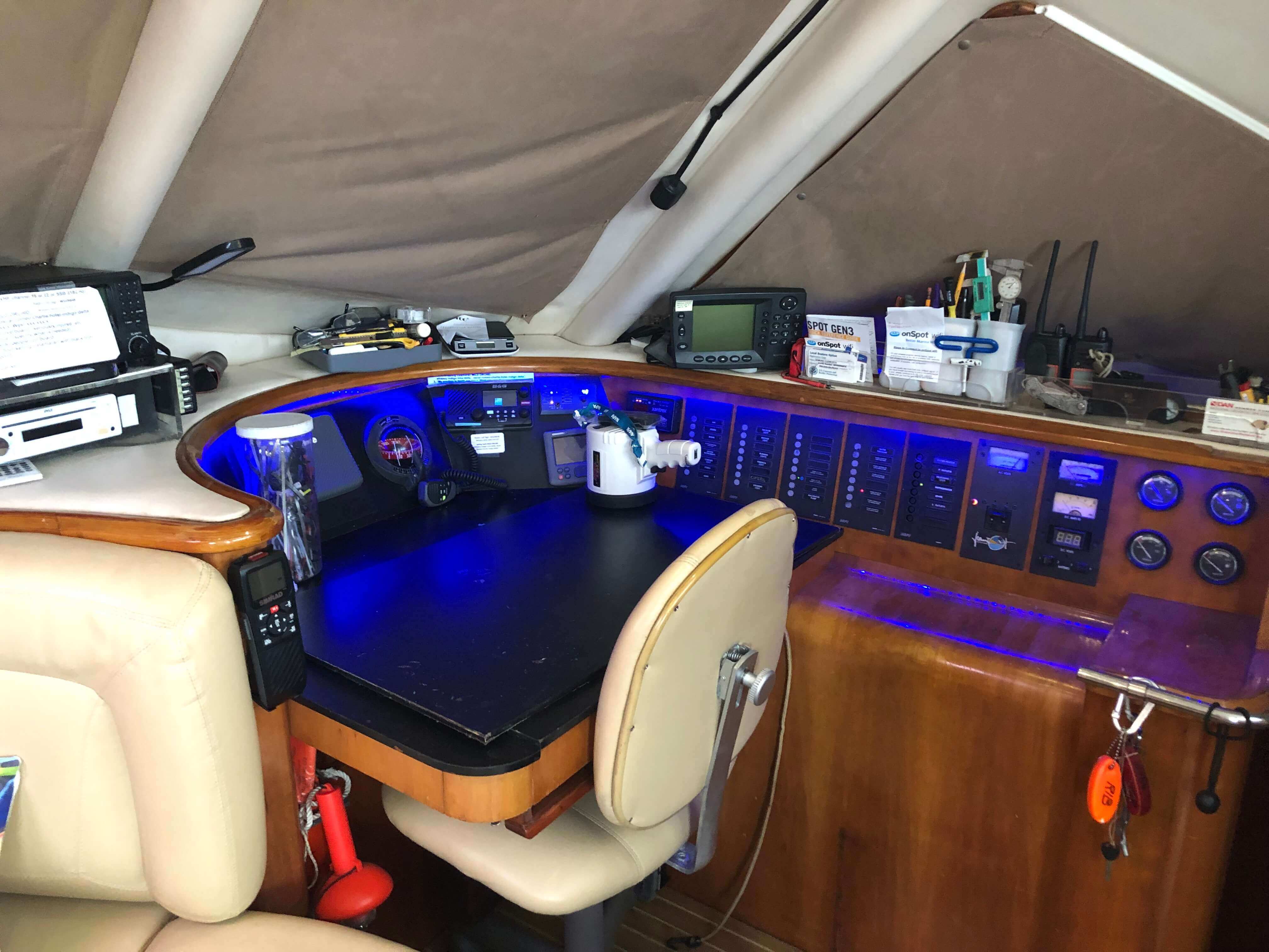 Sold Catamaran 1993 Privilege 43 (43ft)