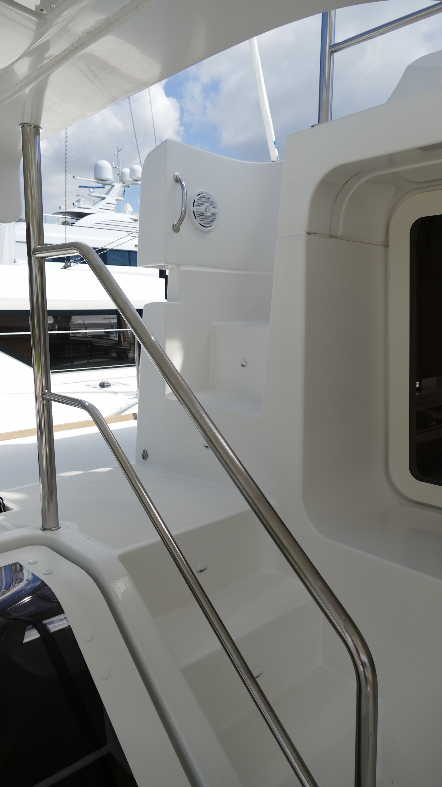 Used Sail Catamaran for sale-2014 Lagoon 52-Vessel Summary